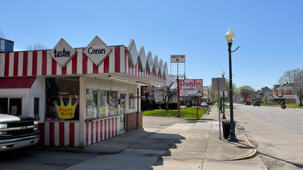 A Perfect Day Trip from Indianapolis - Knightstown Indiana